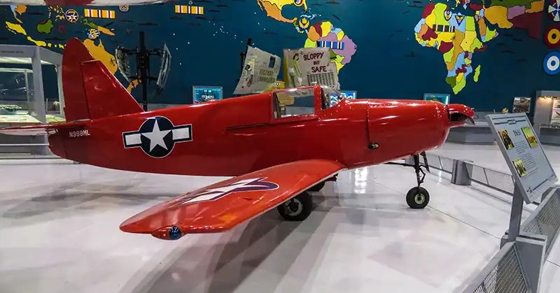EAA Aviation Museum in Oshkosh, Wisconsin: Airplanes from All Eras ...